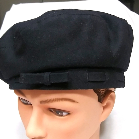Liz Claiborne | Accessories | Caddie Drivers Hat | Poshmark